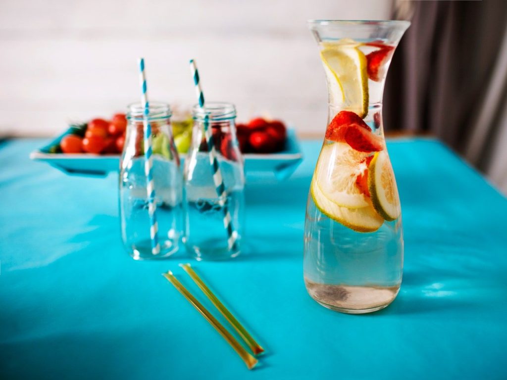 A Guide to Hydration: Creative Ways to Drink More Water - reichmesa water